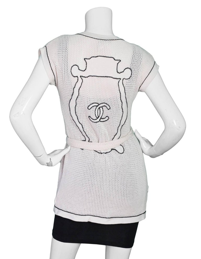 Chanel Pink and Black Knit CC Sweater For Sale at 1stDibs | chanel ...
