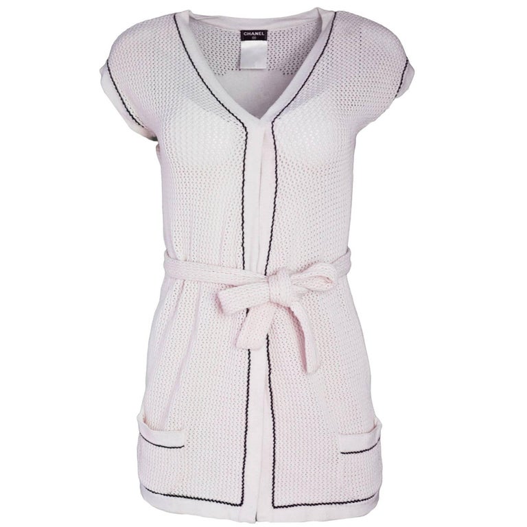 Chanel Pink and Black Knit CC Sweater For Sale at 1stDibs | chanel ...