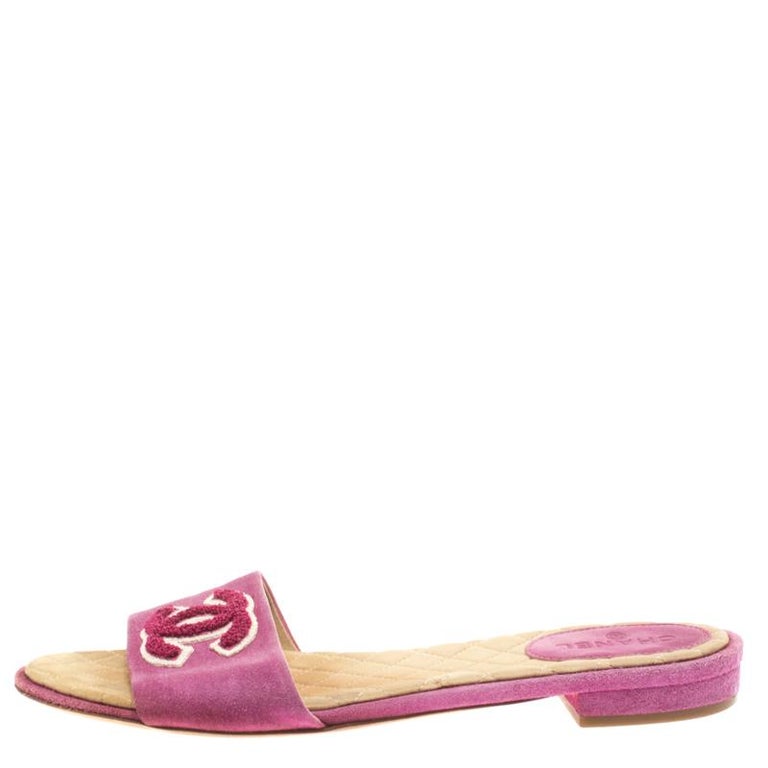 Chanel Pink Suede CC Open Toe Flat Slides Size 37 For Sale at 1stDibs