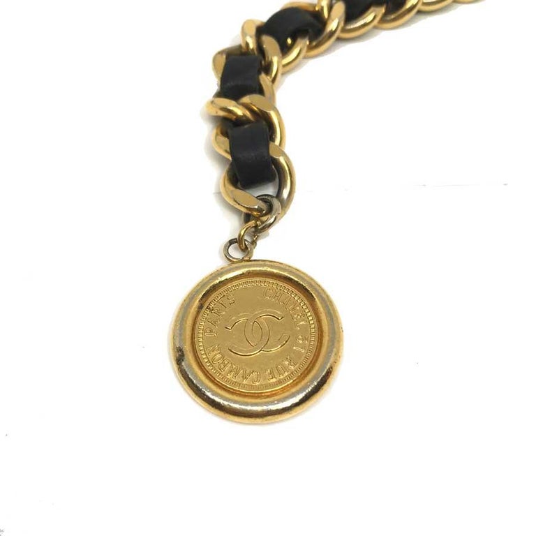 CHANEL Plate Belt Chain Intertwined With Black Leather at 1stDibs