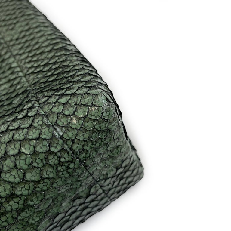 CHANEL - Python Snakeskin Green CC Kiss lock Shoulder Bag / Crossbody ...