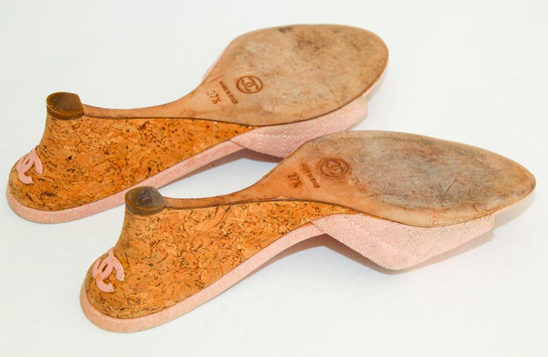 Chanel Quilted Pink Open Toe Sandals Slides with CC Logo For Sale at ...