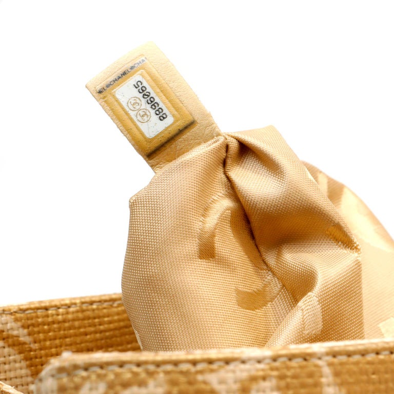 Chanel Raffia Camellia Small Tote For Sale at 1stDibs