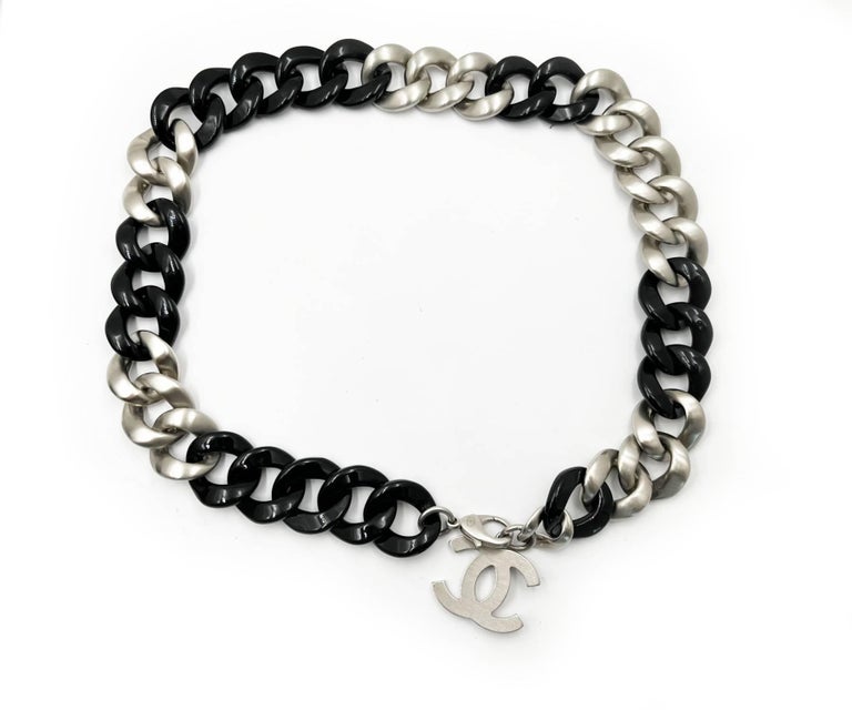 Chanel Rare Black Silver Chunky Chain CC Necklace For Sale at 1stDibs