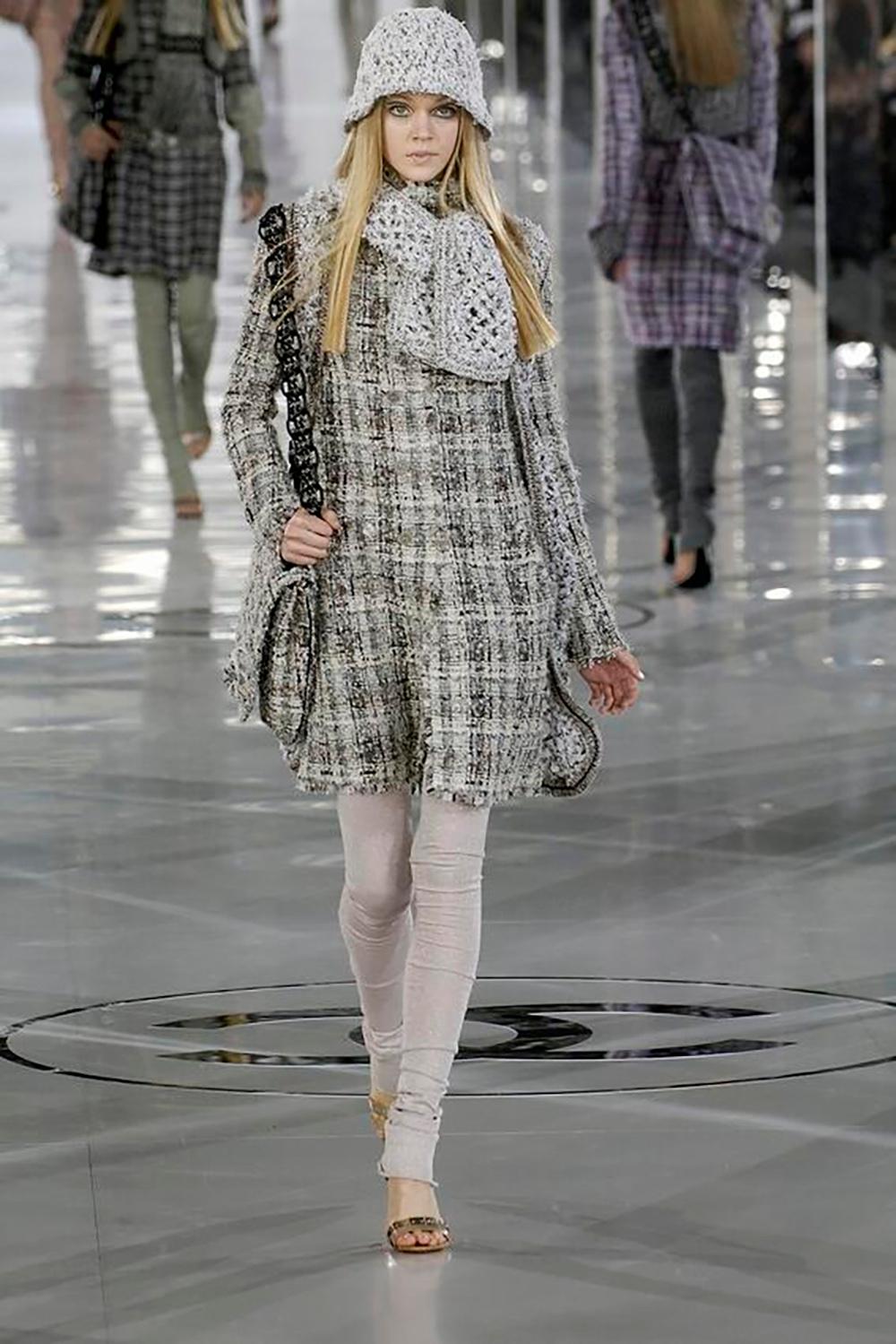 CHANEL Rare Lesage Tweed Coat CC Jewel Buttons 42 FR For Sale at 1stDibs