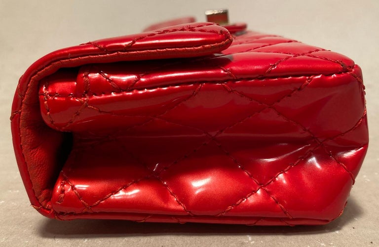 Chanel Red 2.55 Reissue Quilted Patent Leather East/West Clutch at ...