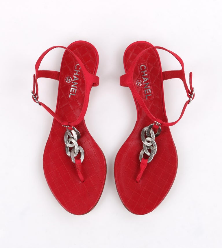 CHANEL Red Grosgrain Ribbon Quilted Leather Silver Chain T Strap Sandal ...
