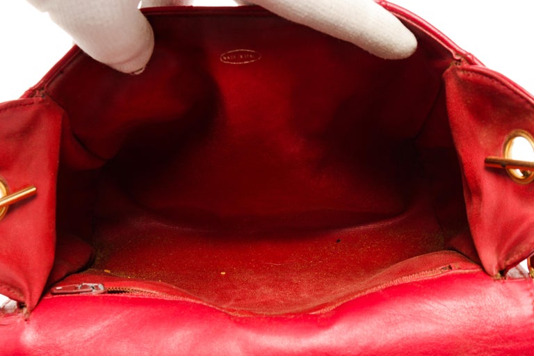Chanel Red Leather Chain Buckle Flap Shoulder Bag For Sale at 1stDibs