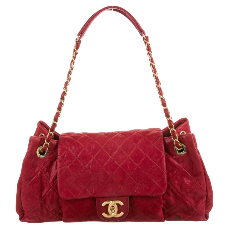 Chanel Red Leather Chic Flap Bag Small (2011) For Sale at 1stDibs