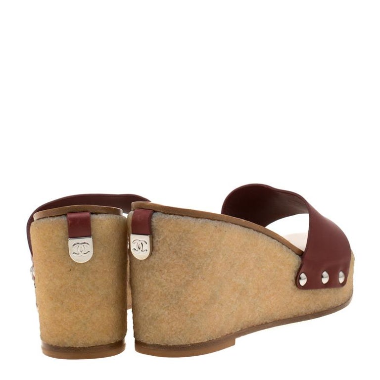 Chanel Red Leather Wedge Platform Slides Size 41 For Sale at 1stDibs