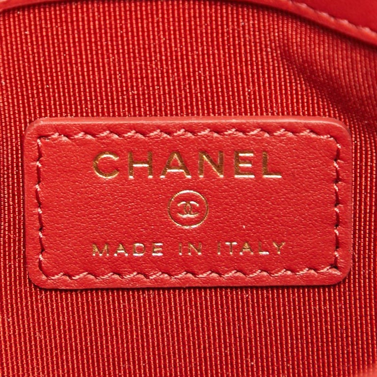 Chanel Red Quilted Caviar Leather Filigree Wallet For Sale at 1stDibs