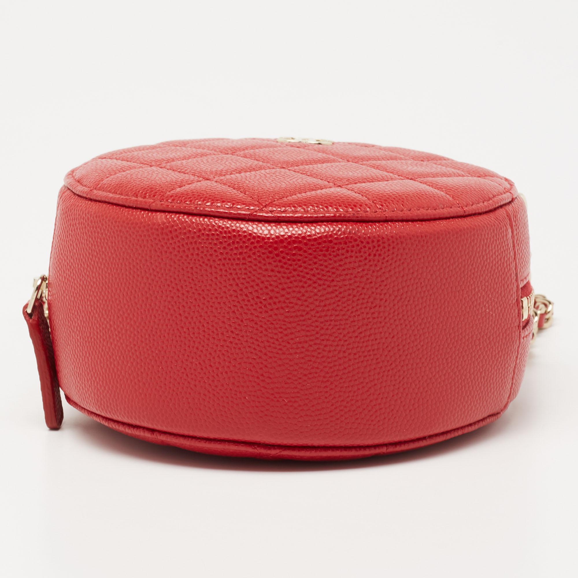 Chanel Red Quilted Caviar Leather Round Crossbody Bag at 1stDibs | red ...
