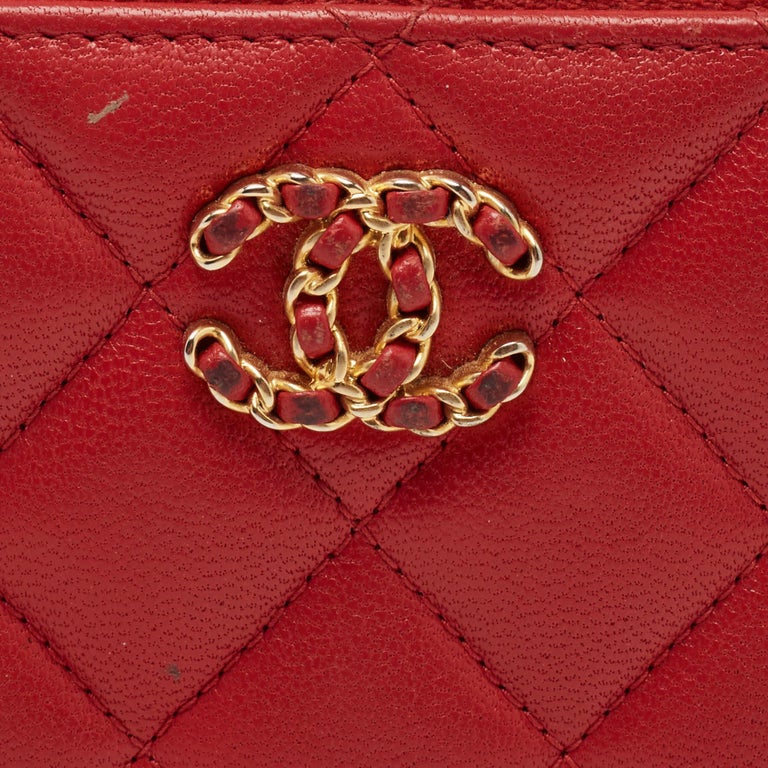 Chanel Red Quilted Leather 19 Zipped Wallet For Sale at 1stDibs