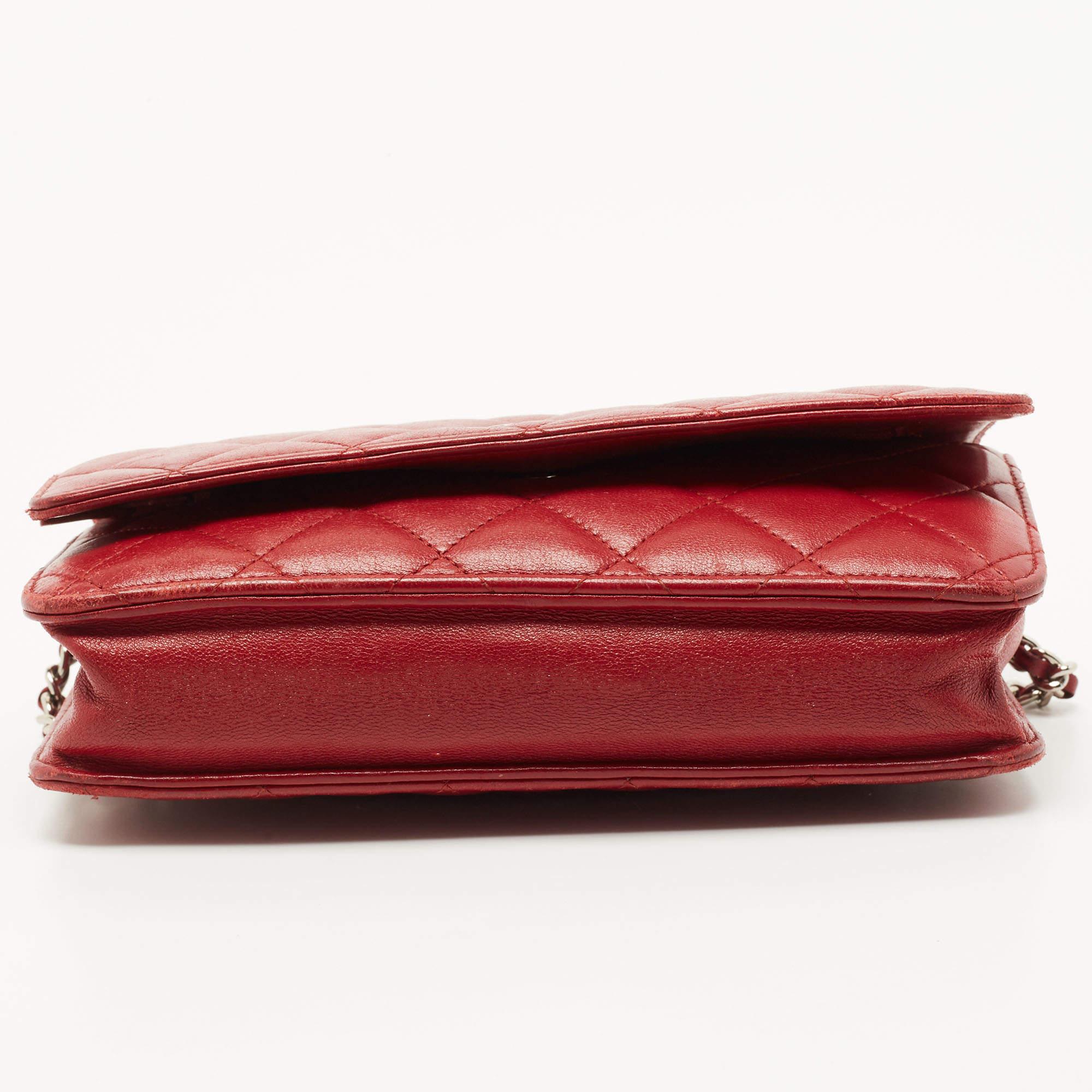 Chanel Red Quilted Leather Classic Wallet on Chain For Sale at 1stDibs