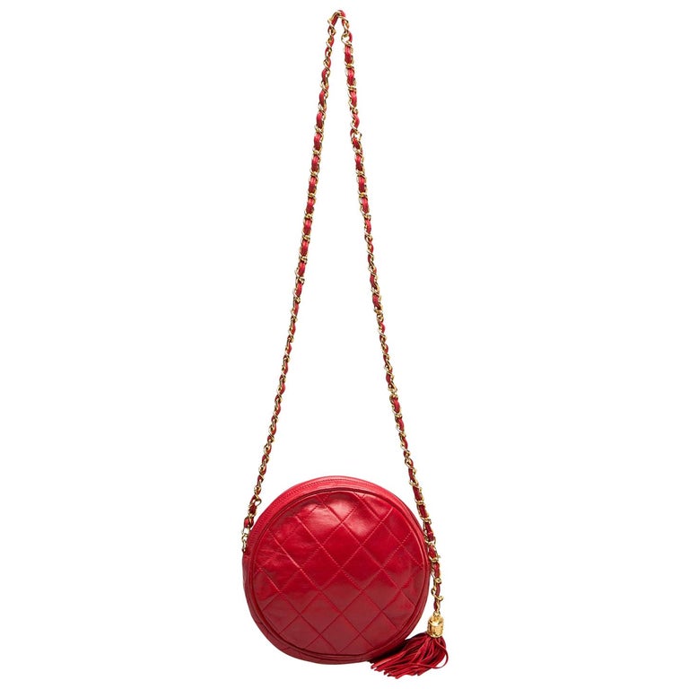 Chanel Red Quilted Leather Vintage Round Crossbody Bag at 1stDibs ...