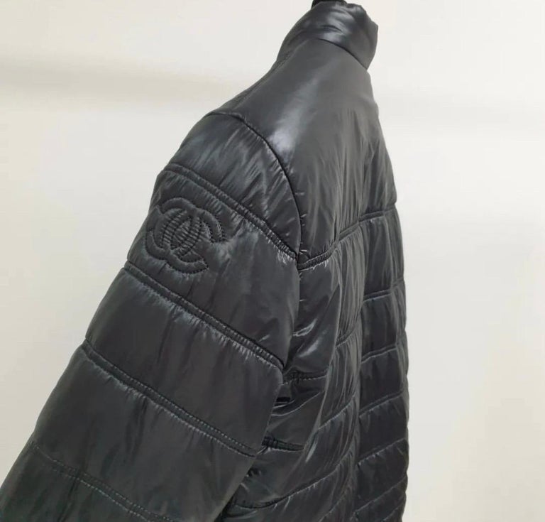 Chanel Reversible Red Black CC Logo Puffer Jacket For Sale at 1stDibs