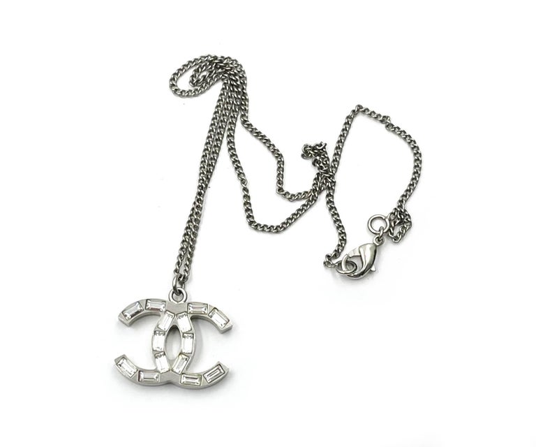 Chanel Silver CC Baguette Double Face Pendant Necklace For Sale at 1stDibs