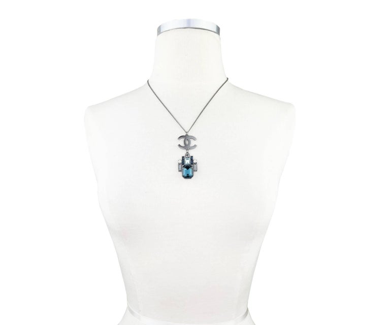 Chanel Silver CC Blue Geo Crystal Large Pendant Necklace For Sale at ...