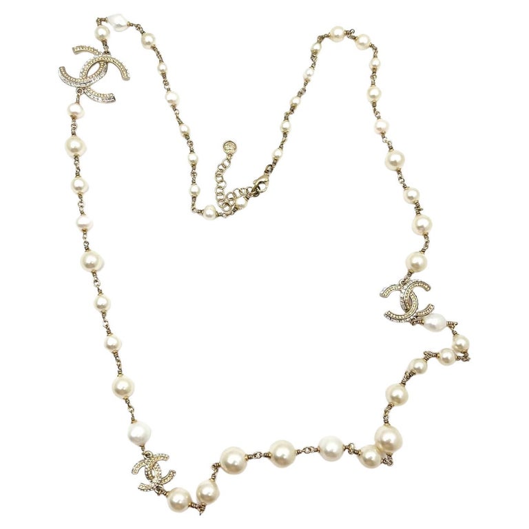 Chanel Silver CC Peach Crystal Square Crystal Freshwater Pearl Necklace ...