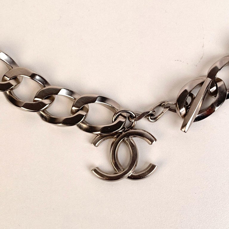 Chanel Silver Metal Chunky Chain Necklace with CC Logo For Sale at 1stDibs