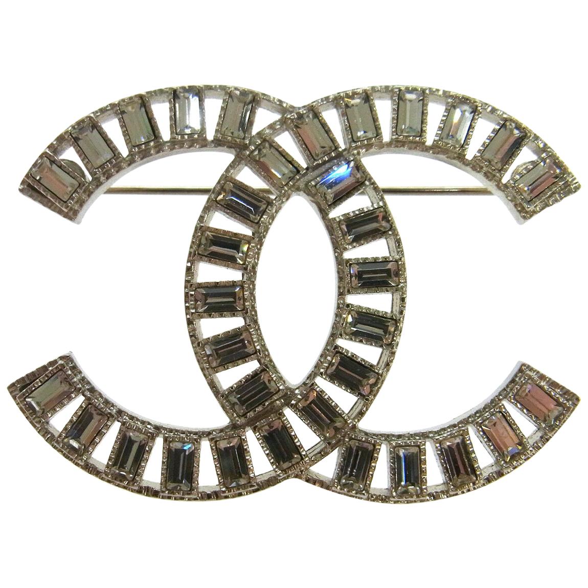 Art Deco Lapel Pin - 5 For Sale on 1stDibs