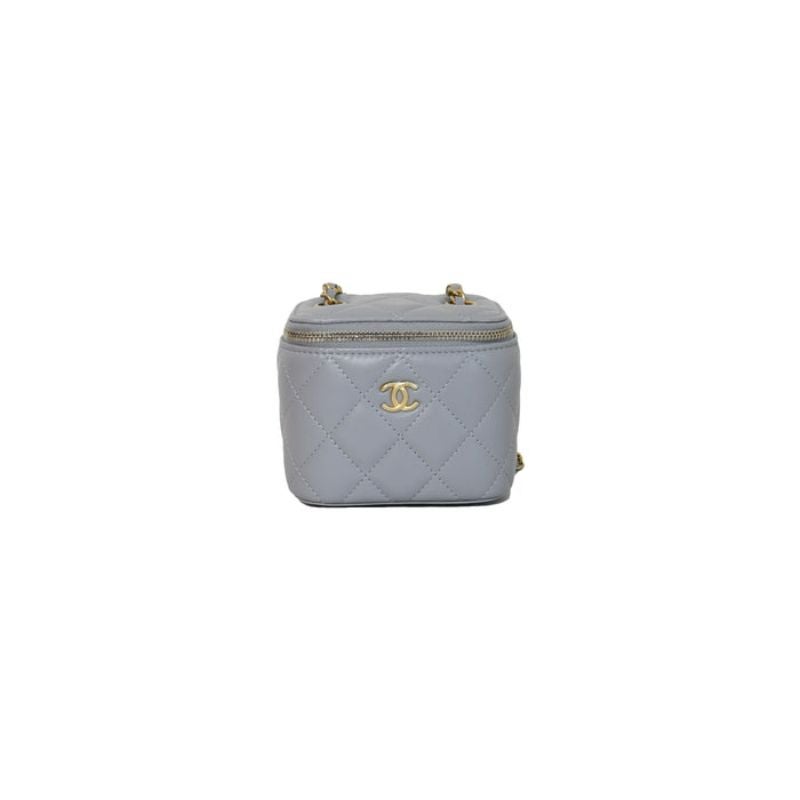 CHANEL Small Pouch Metallic Gold Crocodile Embossed Calfskin w/GHW 2019 ...