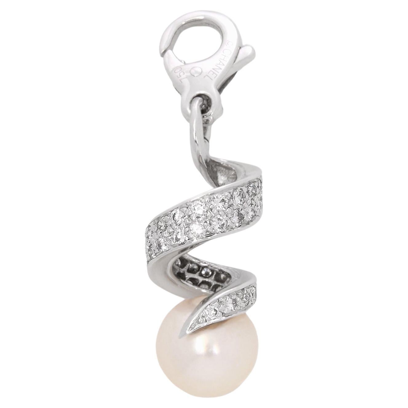 Chanel Gold Charm Vintage Bracelet at 1stDibs