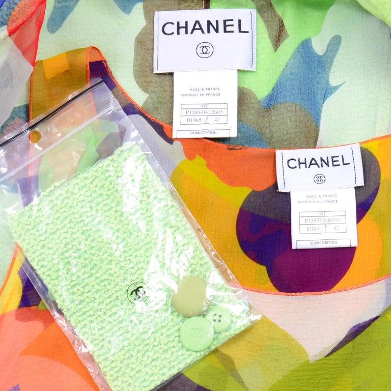 Chanel Spring 2000 Green Boucle Jacket With Camellia Flower Silk CC ...