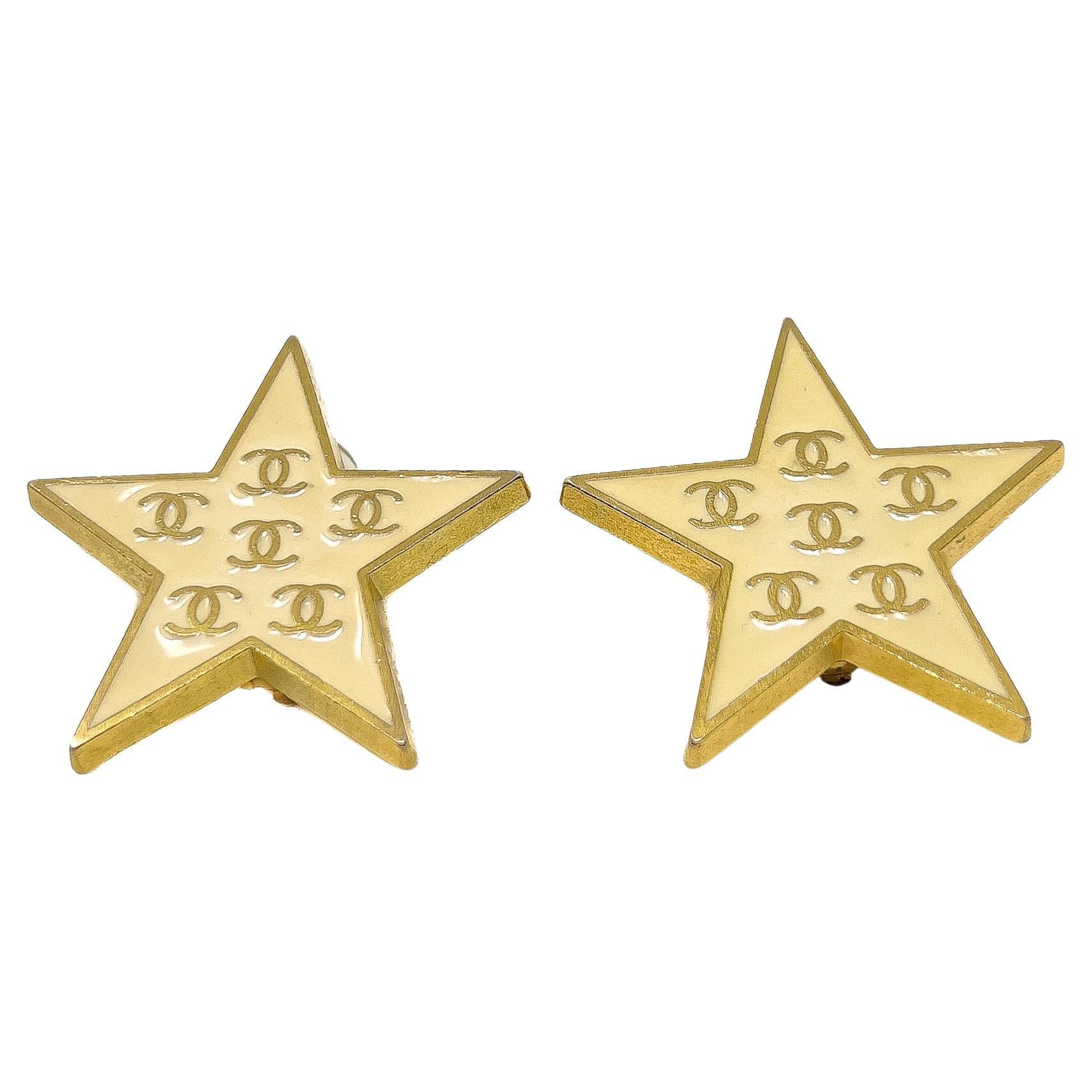 Chanel Spring/Summer 2001 Gold Plate and Enamel Vintage Logo Star ...