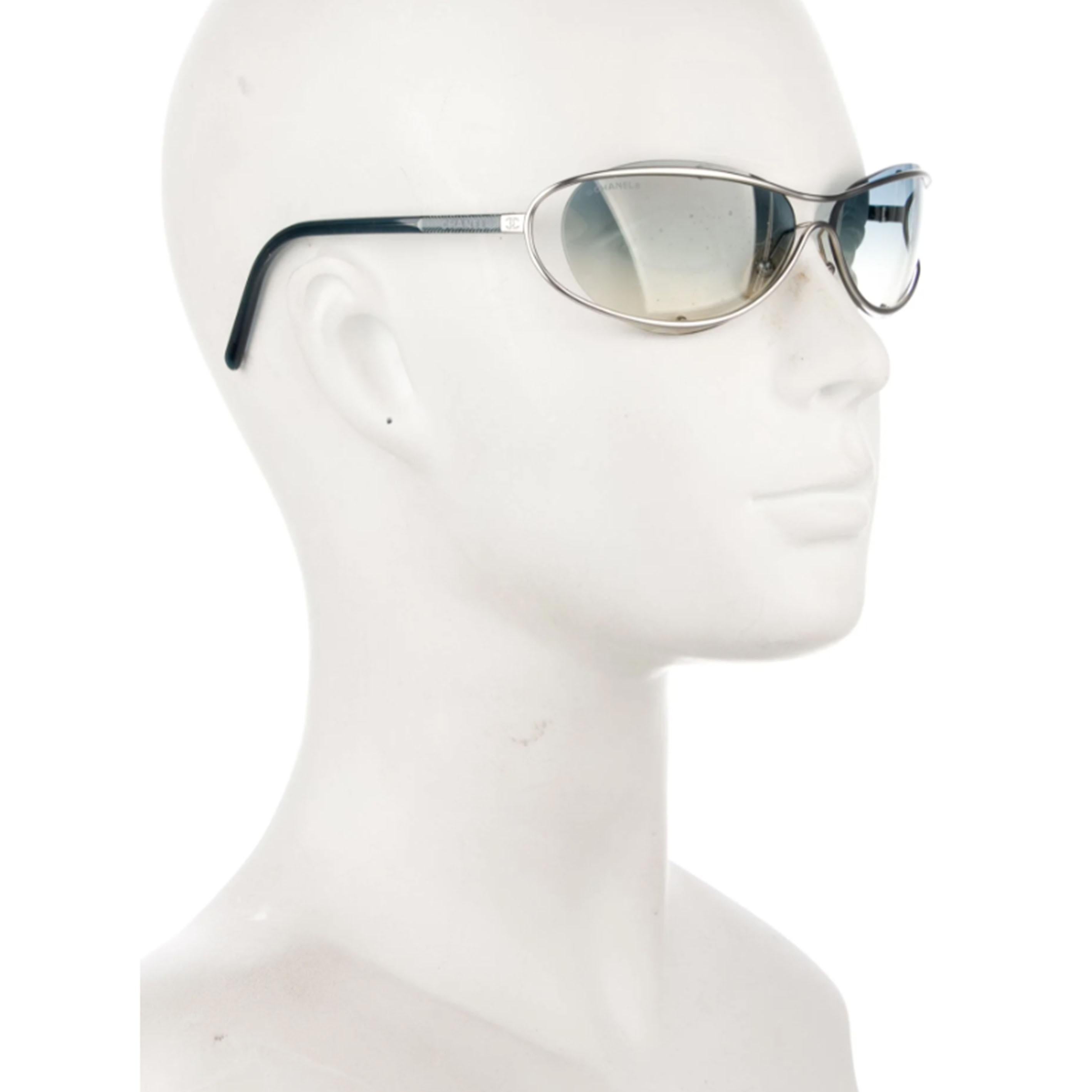 CHANEL SS2002 Metal Frame 4027 For Sale at 1stDibs