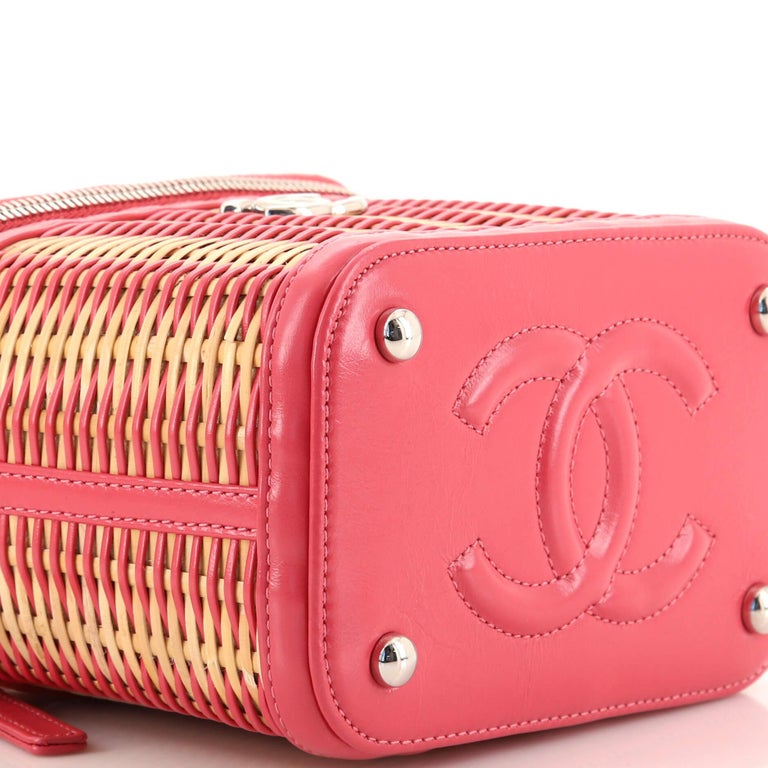 Chanel Take Away Vanity Case Rattan and Calfskin Medium For Sale at 1stDibs