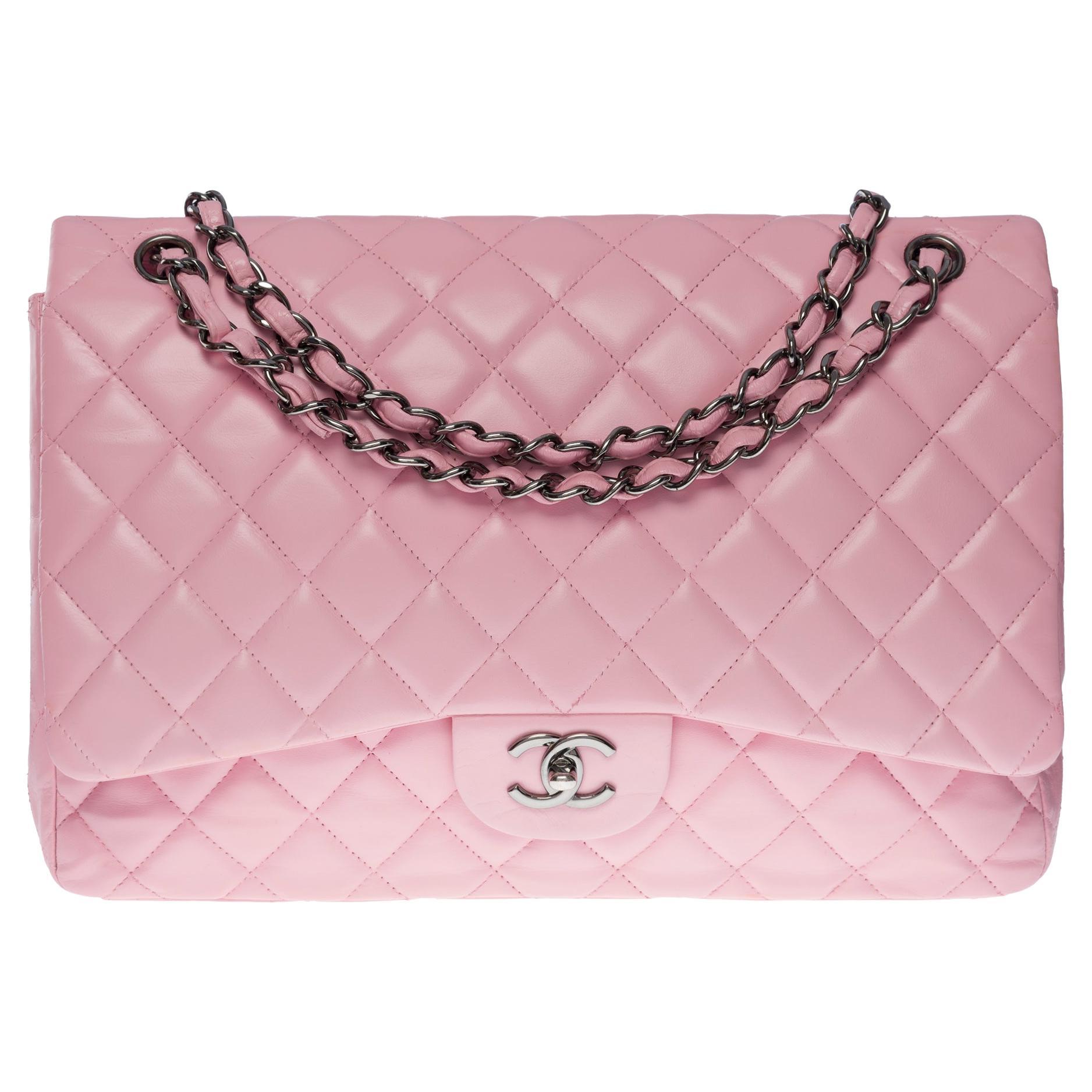 Chanel Timeless Maxi Jumbo single flap in Pink quilted lambskin leather ...