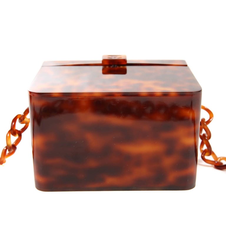 Chanel Tortoise Pattern Resin Chain Bag at 1stDibs | chanel tortoise ...