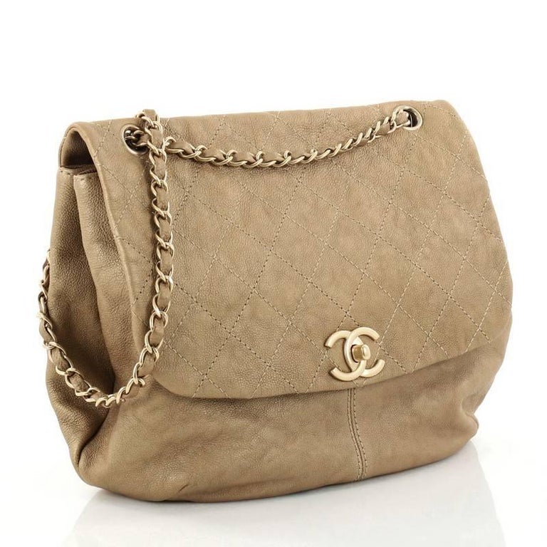 Chanel Trianon Messenger Bag Quilted Leather Medium at 1stDibs ...