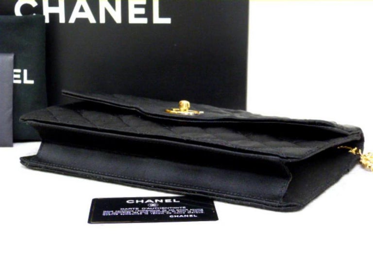 Chanel Two-tone Cc Logo Paris Edition Flap 224337 Black Quilted Satin ...