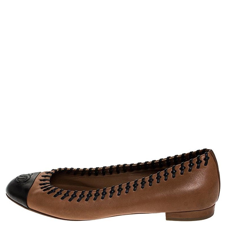 Chanel Two Tone Leather Whip Stitch Detail Ballet Flats Size 38.5 For ...