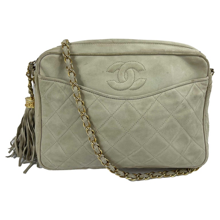 CHANEL Vintage 80s Stone Tassel Quilted Leather Medium CC Messenger ...