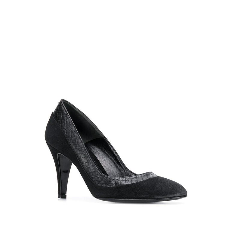 Chanel Vintage black suede 2000s décolleté For Sale at 1stDibs