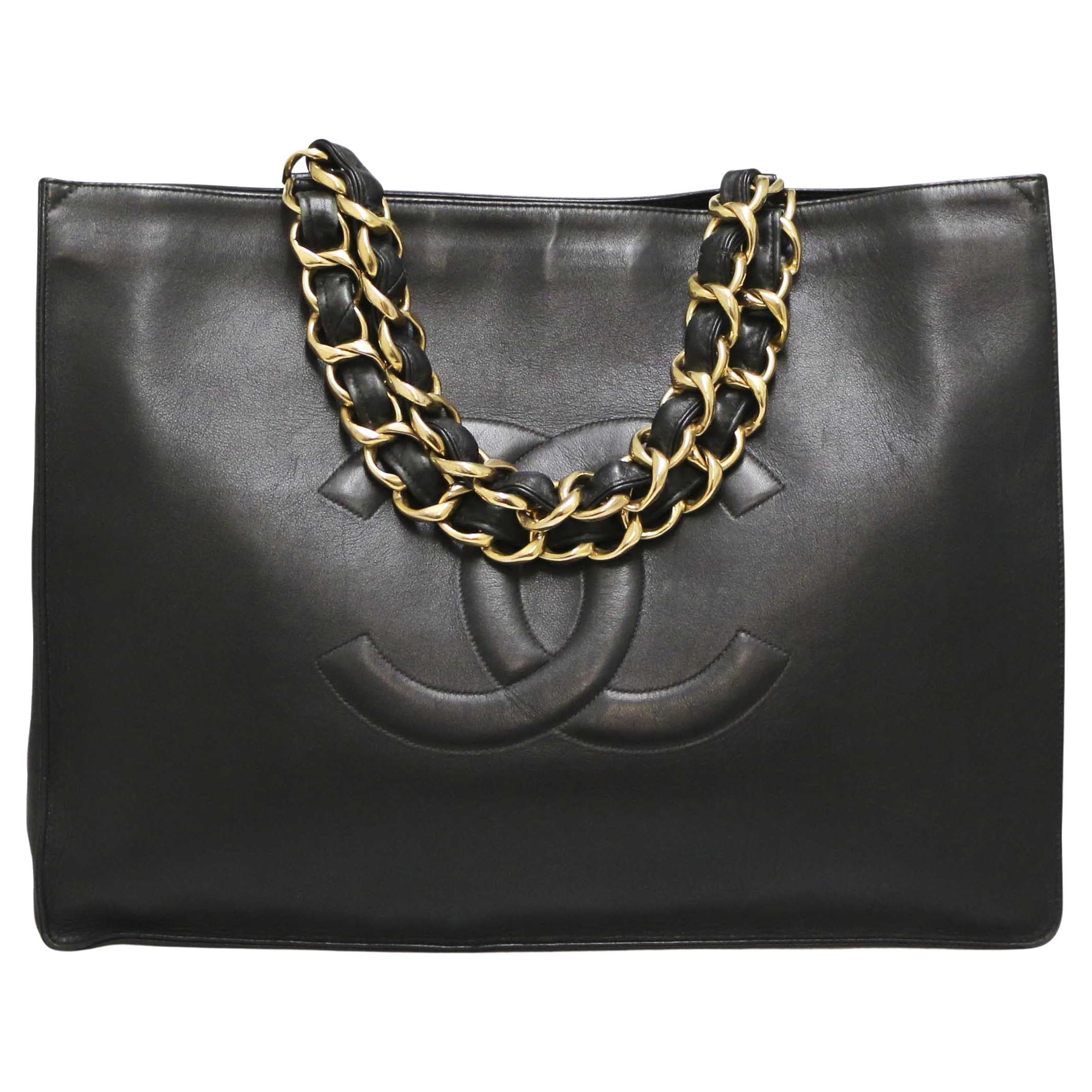 CHANEL Vintage Black Tote Bag For Sale at 1stDibs | vintage chanel tote bag
