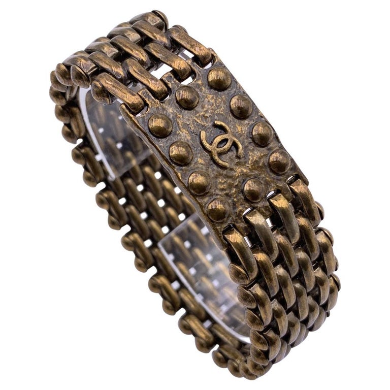 Chanel Vintage Bronze Metal Chain Link CC Logo Bracelet For Sale at 1stDibs