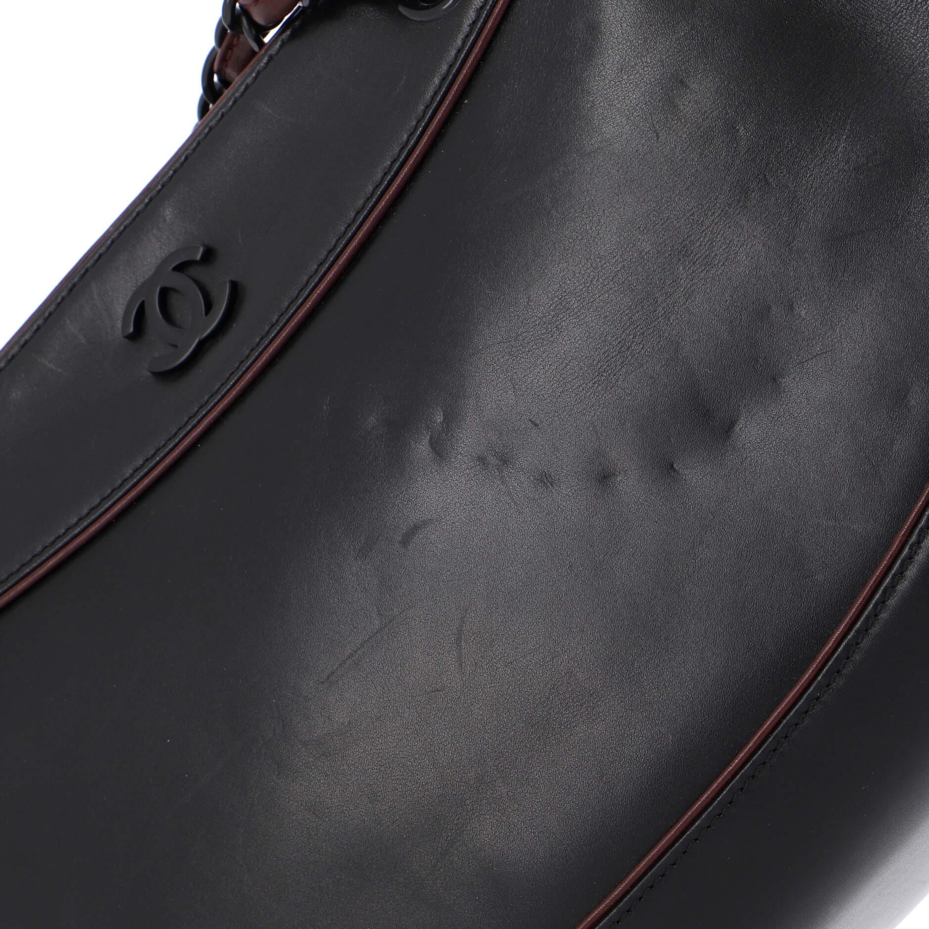 Chanel Vintage CC Camera Bag Leather Large For Sale at 1stDibs