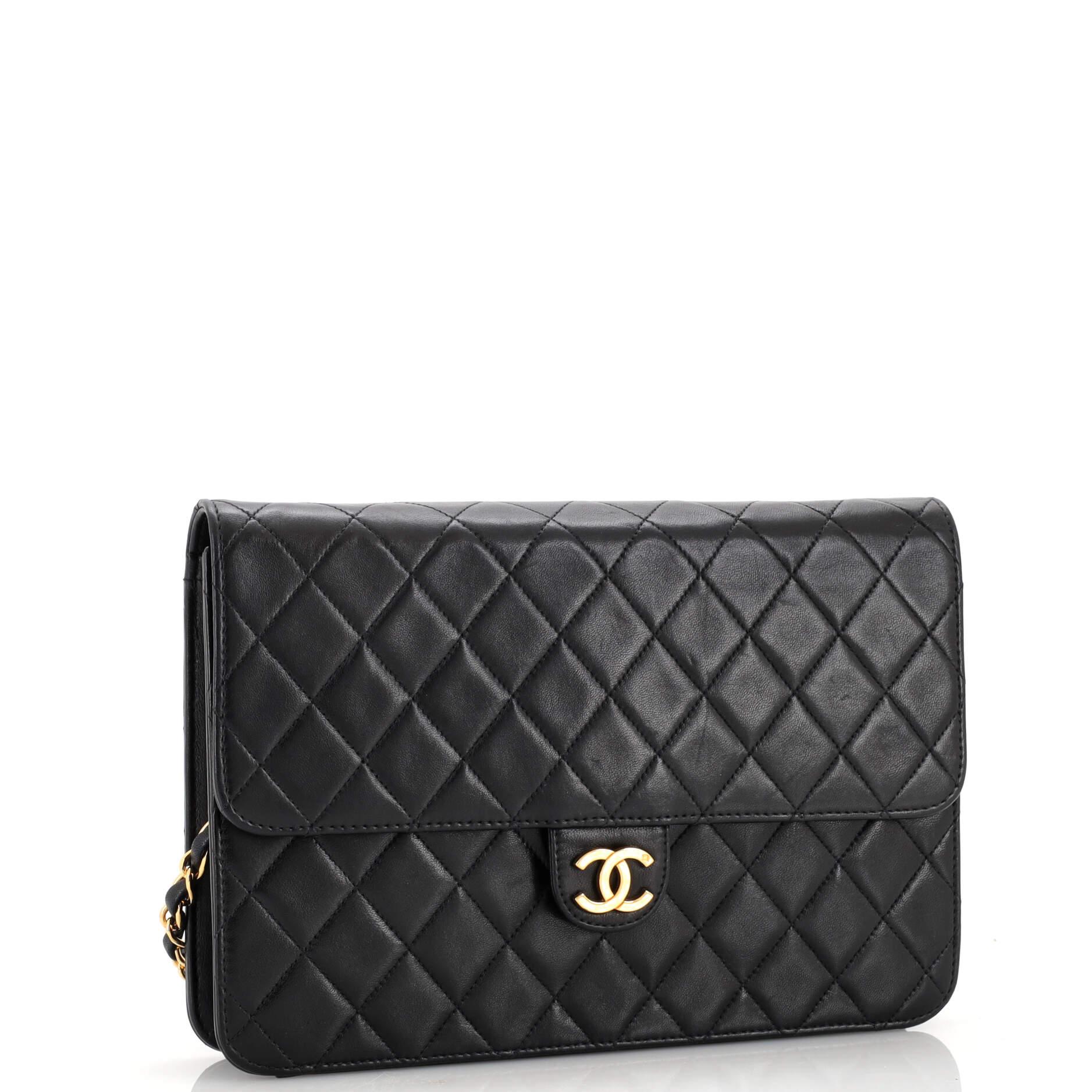 Chanel Vintage Clutch with Chain Quilted Leather Medium For Sale at 1stDibs