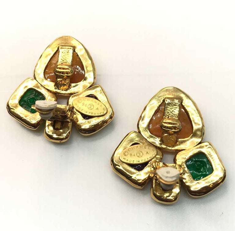 CHANEL Vintage Couture Clips For Sale at 1stDibs