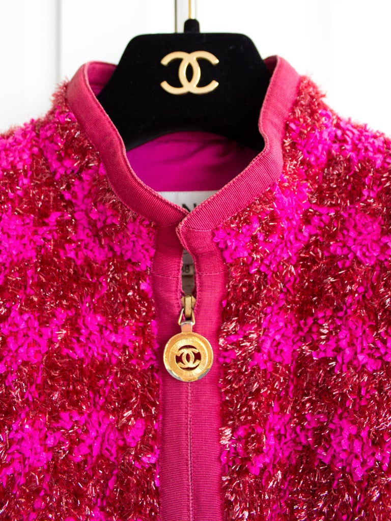 Chanel Vintage F/W 1991 Fuchsia Pink Gold CC Shimmer Houndstooth Tweed ...