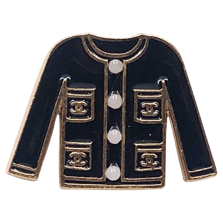 Chanel Vintage Gold Plated CC Black Enamel Jacket Pin For Sale at 1stDibs