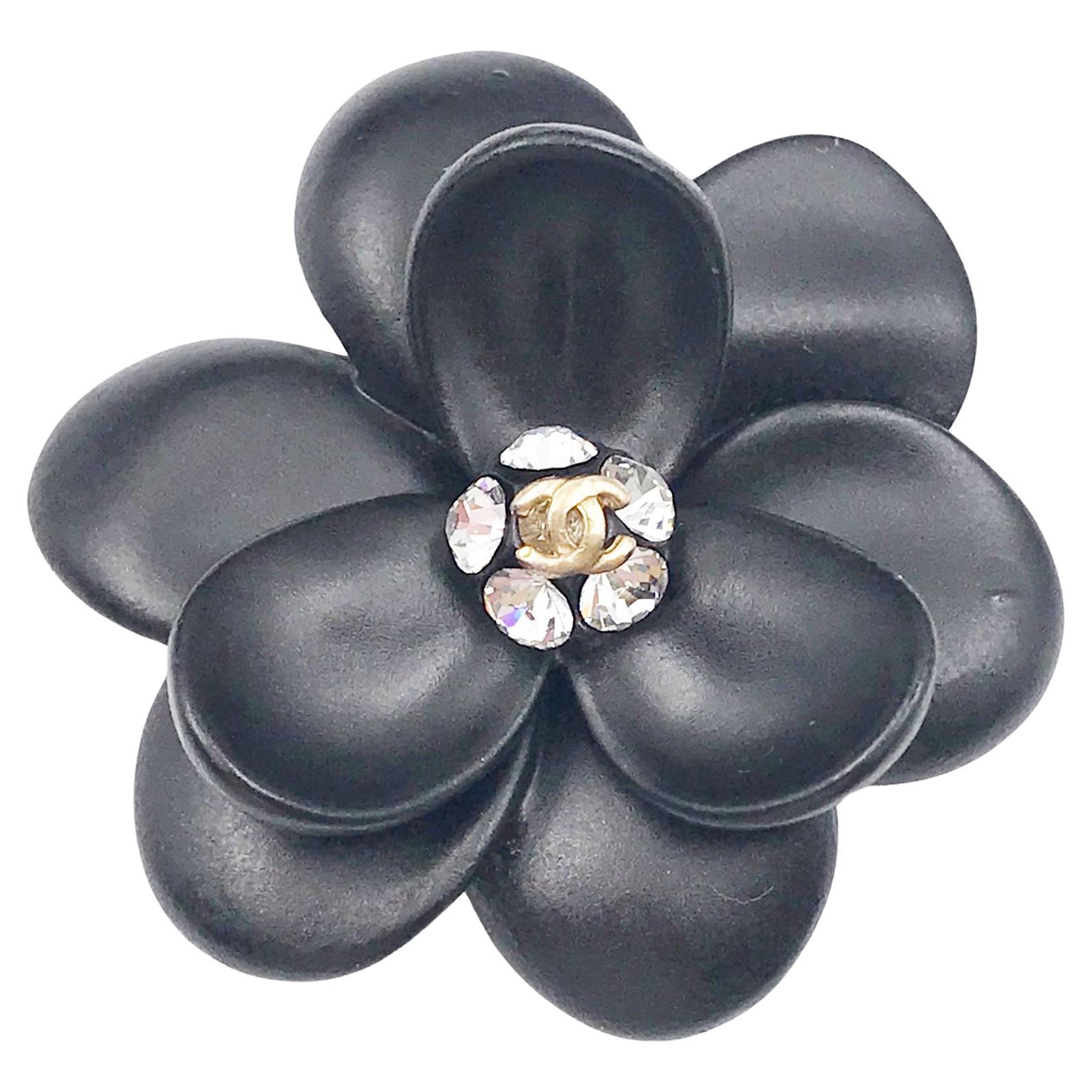 Chanel Vintage Gold Plated CC Black Flower Brooch For Sale at 1stDibs