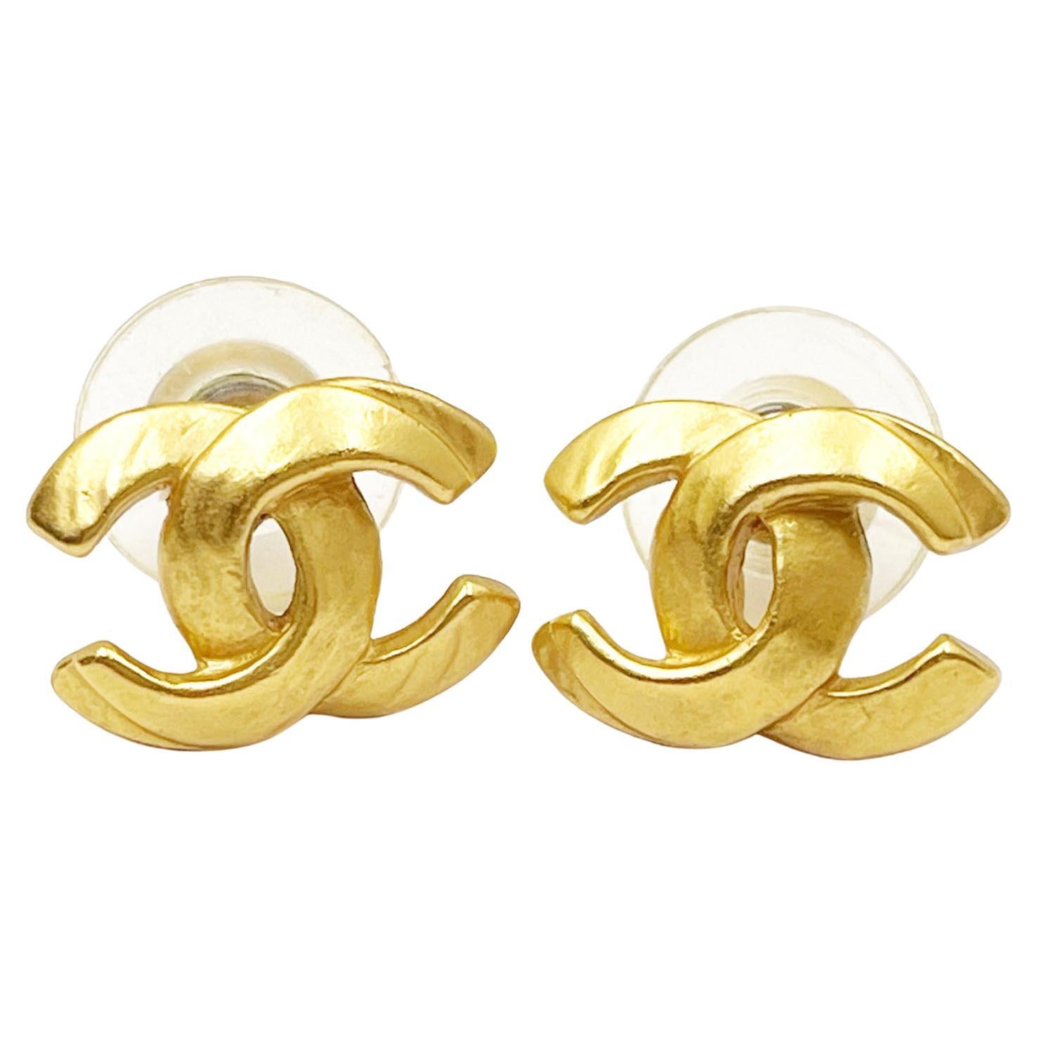 Chanel Vintage Gold Plated CC Texture Piercing Earrings For Sale at 1stDibs