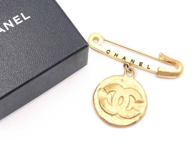 Chanel Vintage Gold Plated Medallion Coin Safety Pin Brooch For Sale at 1stDibs