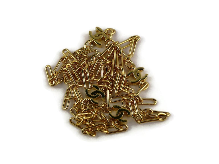 Chanel Vintage Gold Toned CC Logos Chain Necklace For Sale at 1stDibs