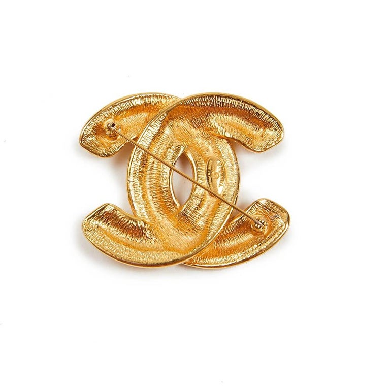 Chanel Vintage Iconic CC Logo Gold Tone Metal Quilted Pin Brooch For ...
